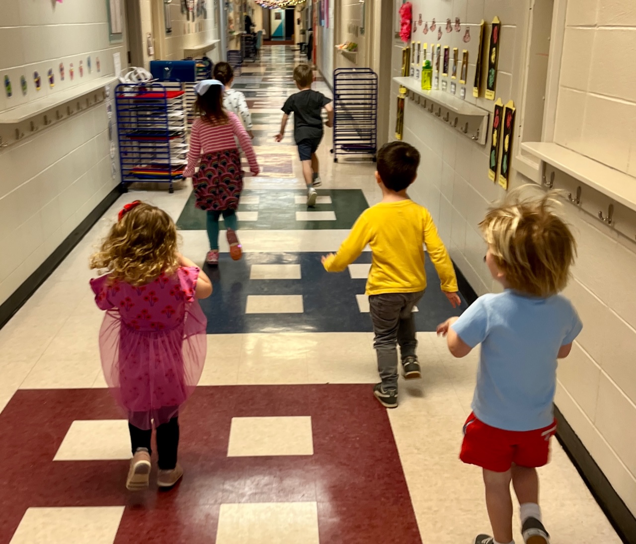 CAPS FOR SALE by Esphyr Slobodkina - Stories with Miss Library