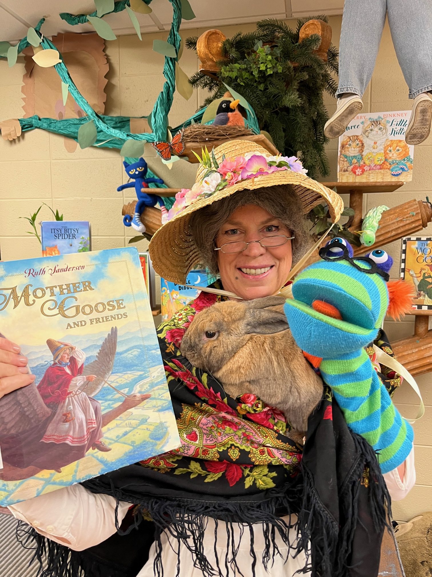 MOTHER GOOSE IS BACK AGAIN! - Stories with Miss Library